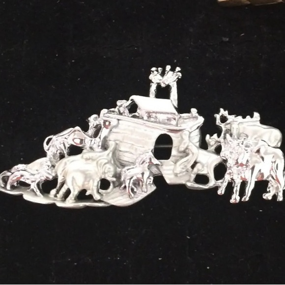 Ajc | Jewelry | Vtg Ajc Noahs Ark Silver Tone Brooch | Poshmark